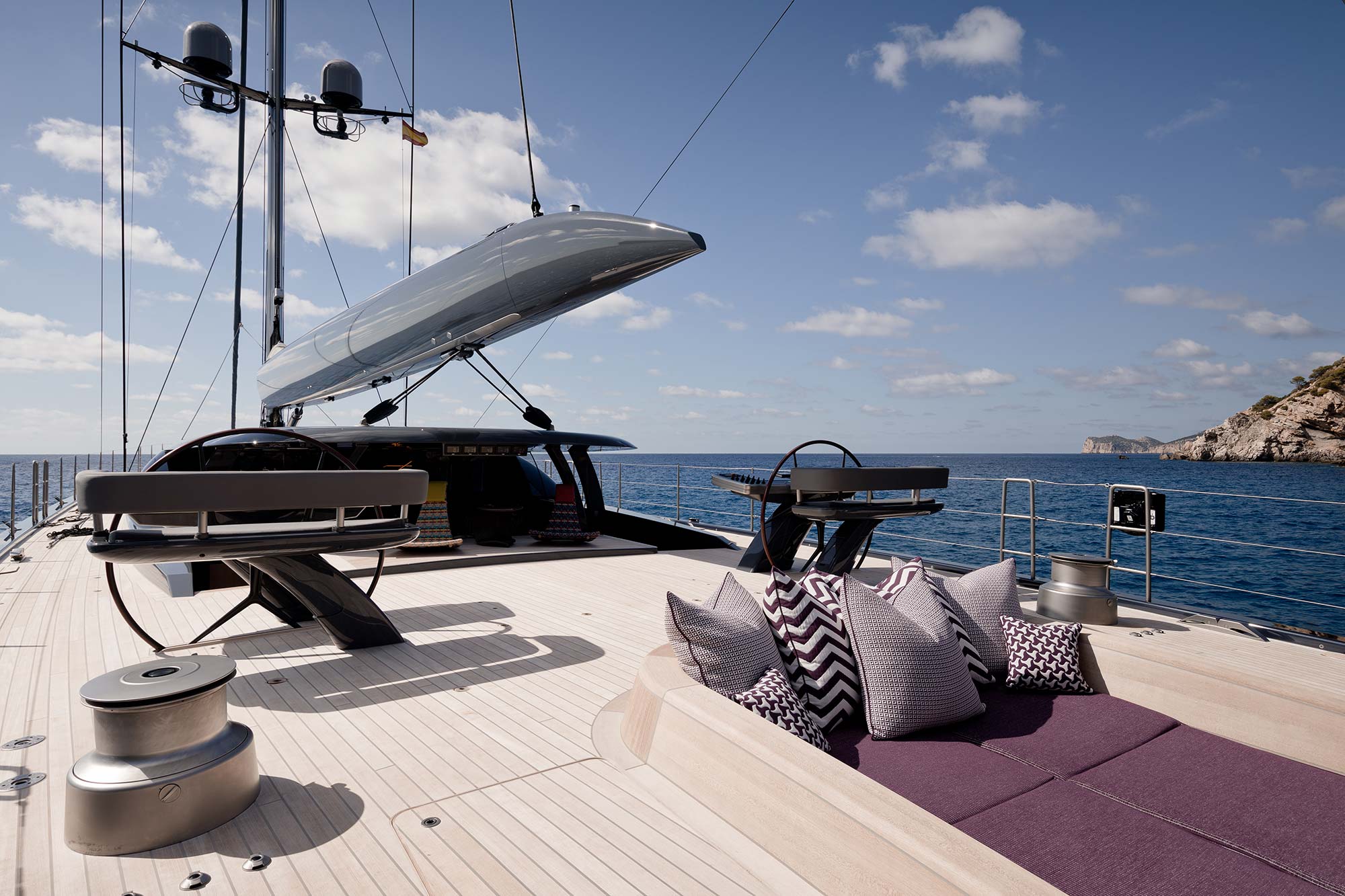 Gallery: An In-Depth Look at S/Y Ngoni | Yachting