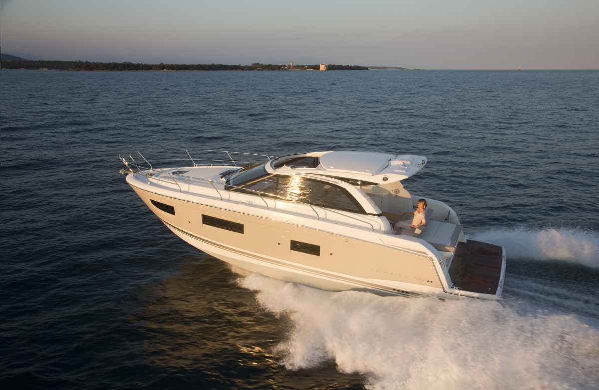 11 Excellent Express Cruisers | Yachting