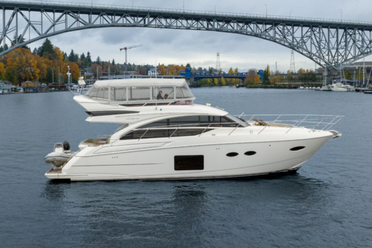 10 Used Flybridge Cruisers For Sale Now