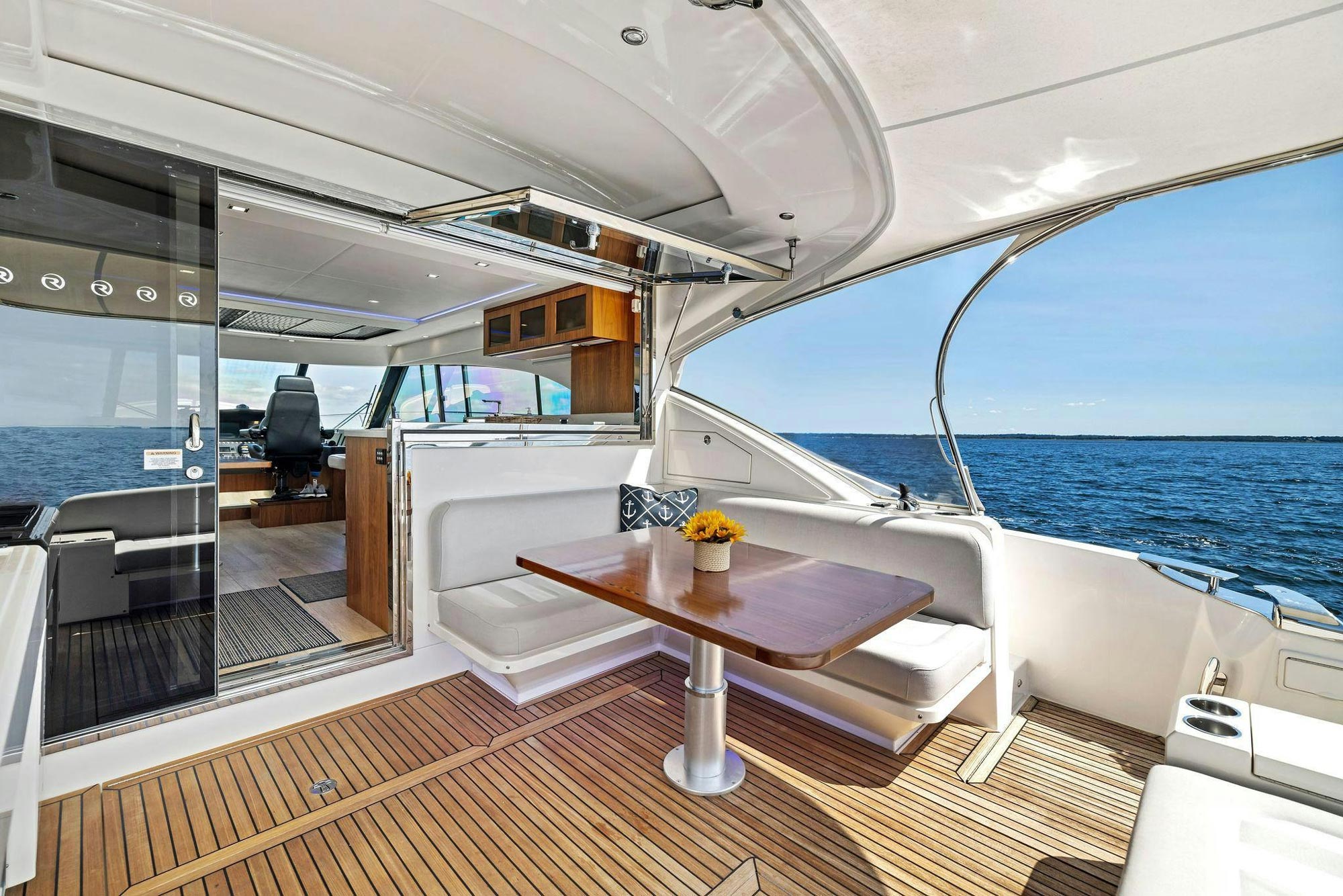 Riviera 5400 Sport Yacht For Sale