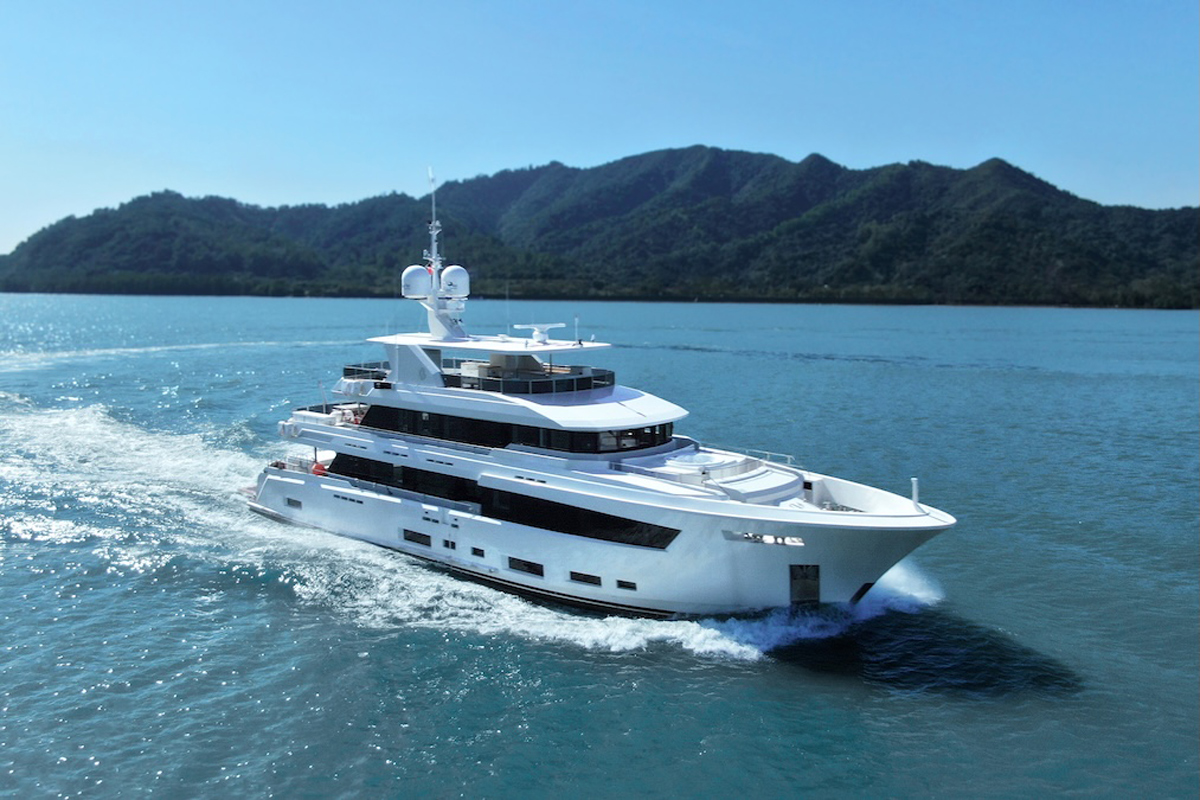 Cheoy Lee Unveils 130 Explorer and Discovery Series at FLIBS